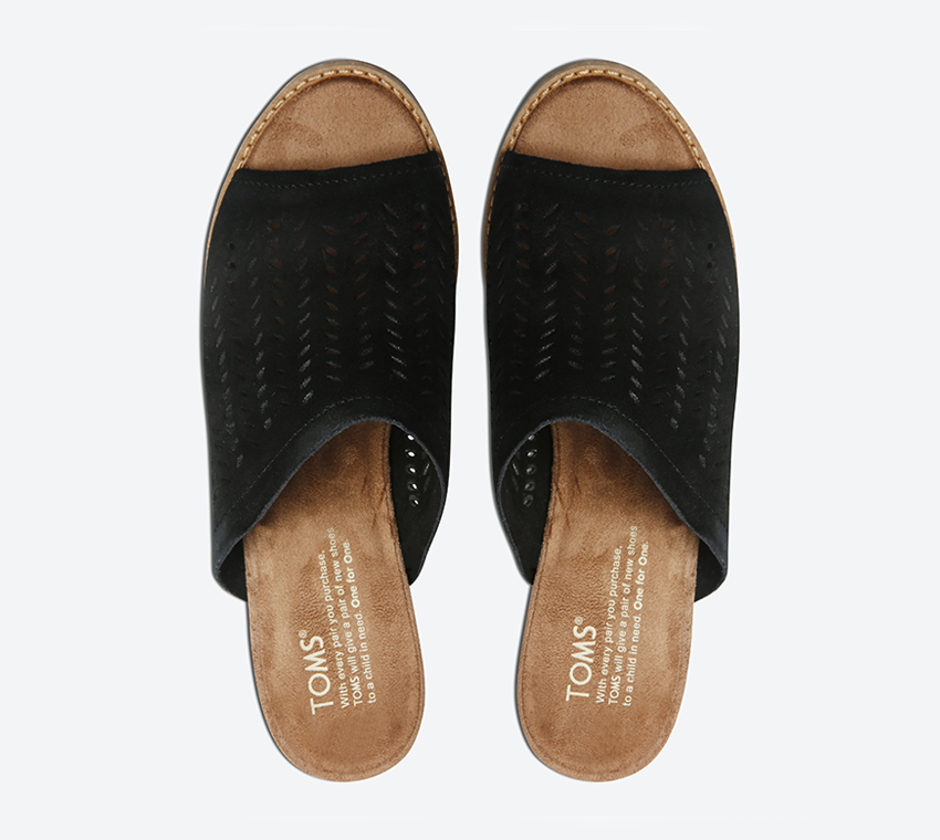 Buy Toms Mule Black 10009811 In Black | 6thStreet Bahrain