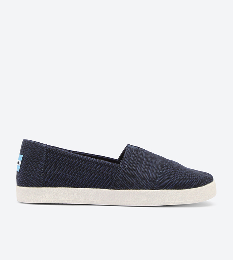Buy Toms Avalon Slip Ons Navy 10011836 In Navy | 6thStreet Qatar