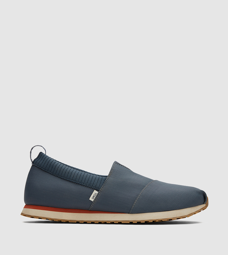 Buy Toms Slip On Casual Sneakers In Blue | 6thStreet Qatar