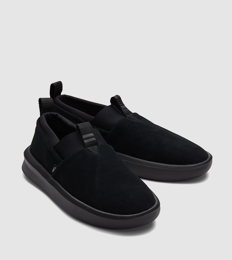 Buy Toms Slip On Casual Sneakers In Black | 6thStreet UAE
