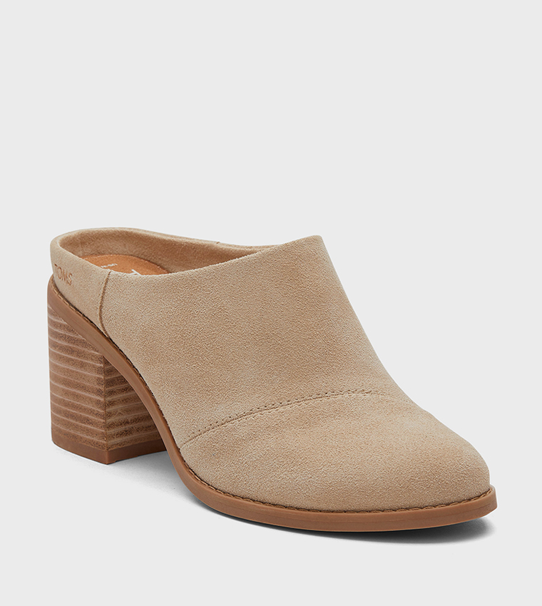 Buy Toms EVELYN Block Heel Mules In Beige | 6thStreet Qatar
