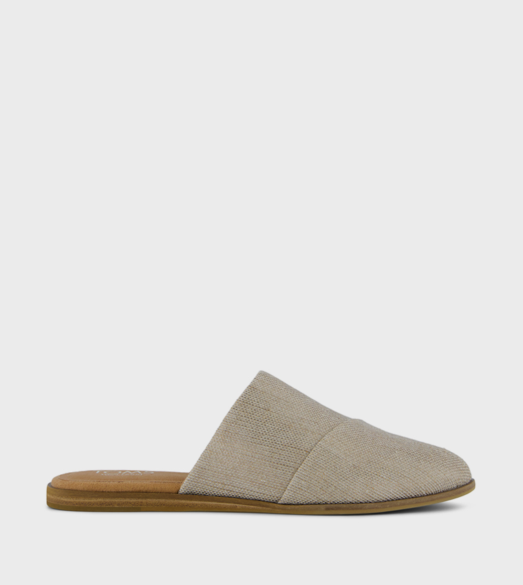 Buy Toms JADE Textured Mules In Gold | 6thStreet Saudi Arabia