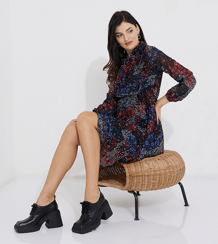 Buy Charles & Keith Emery Chunky Geometric Boots In Black | 6thStreet UAE