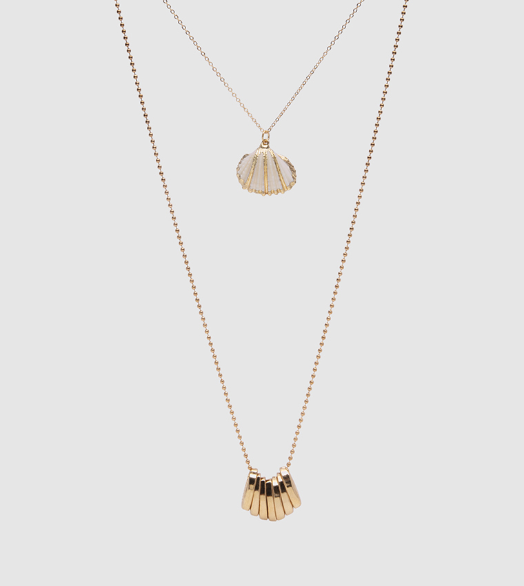 Buy R&B Shell Necklace Set In Gold | 6thStreet Kuwait