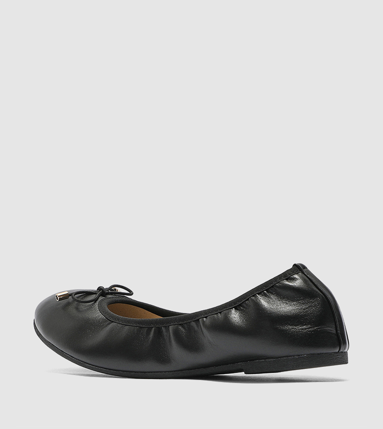 Buy HIS & HERS Flat Ballarinas In Black | 6thStreet Qatar