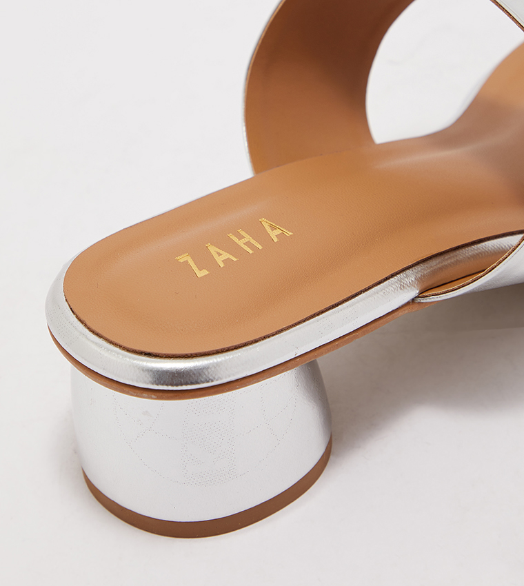 Buy ZAHA @ CCC Lilly Sandal Silver In Silver | 6thStreet Bahrain