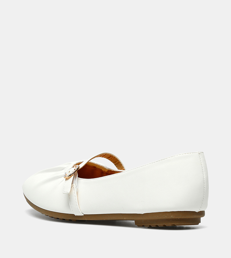 Buy HIS & HERS Solid Ballarinas In White | 6thStreet UAE
