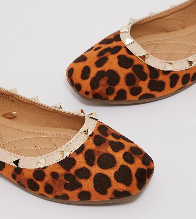 Buy HIS & HERS Pyramid Studded Ballerinas In Yellow | 6thStreet Qatar