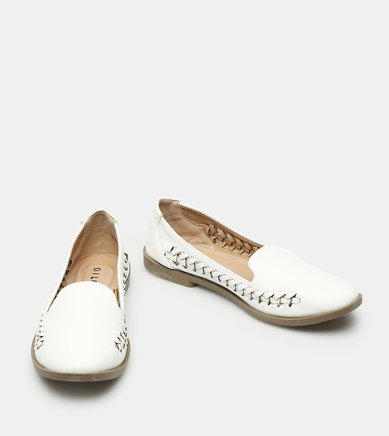 Buy HIS & HERS Embellished Ballarinas In White | 6thStreet Qatar
