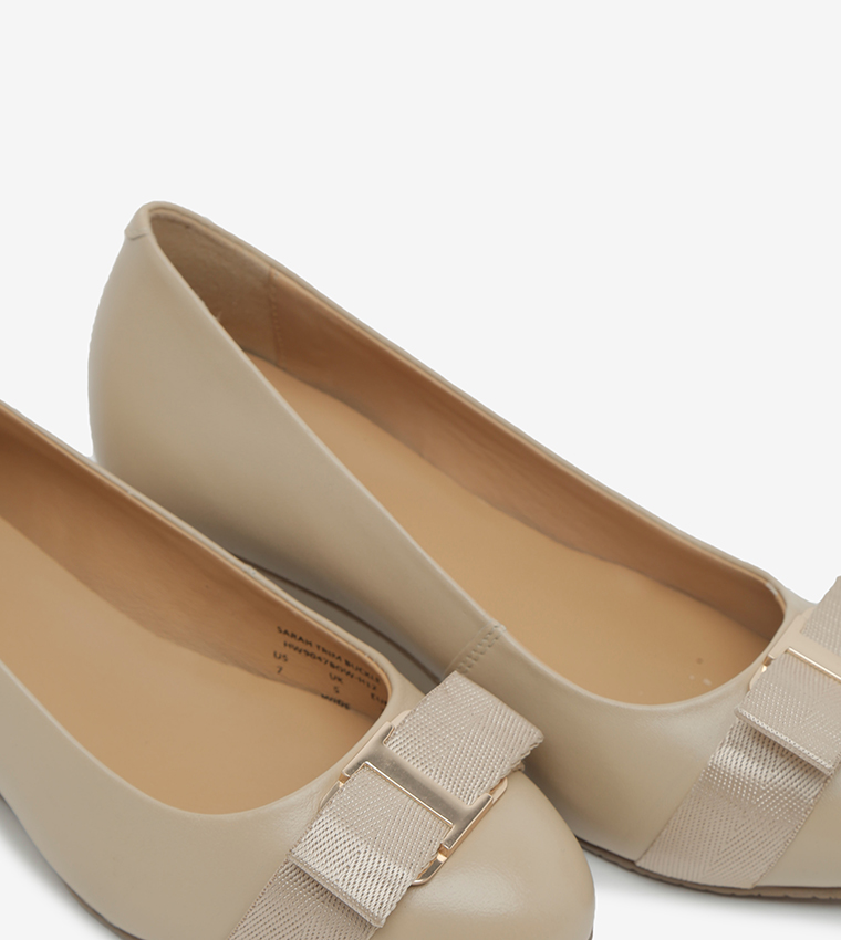Buy Hush Puppies Sarah Trim Buckle Beige In Brown | 6thStreet Qatar