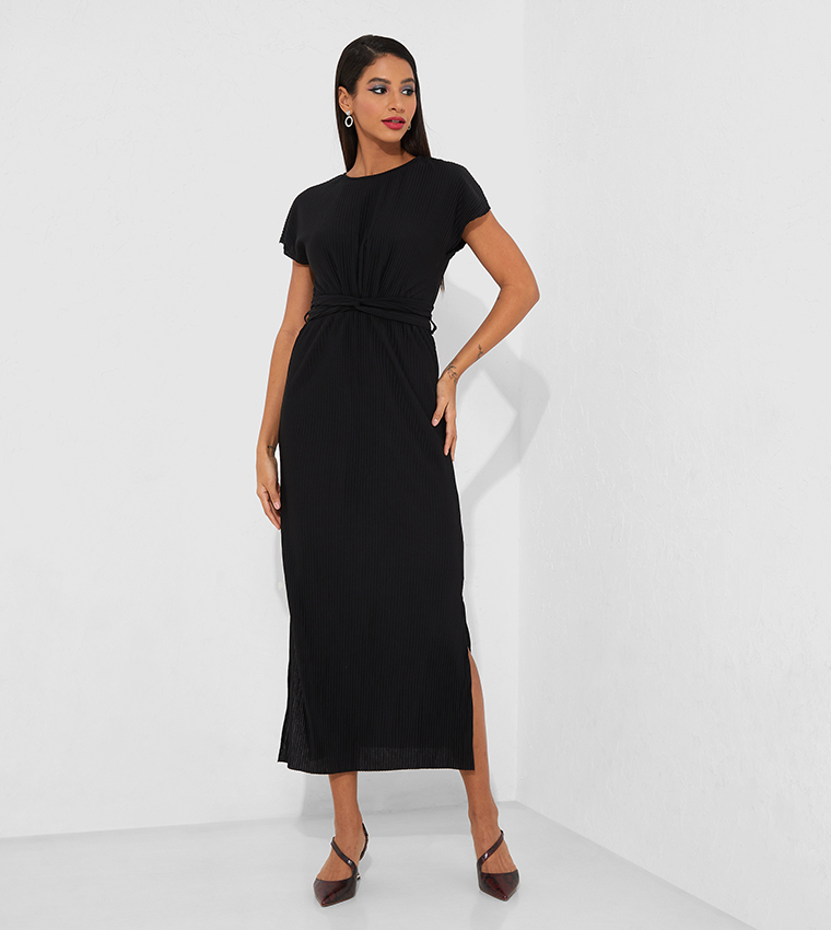 Buy HIS & HERS Self Designed Midi Sheath Dress In Black | 6thStreet Bahrain