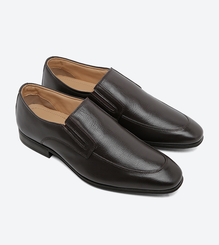 Buy ZAHA @ CCC Mens Footwear Formal Shoes Brown In Brown | 6thStreet Qatar