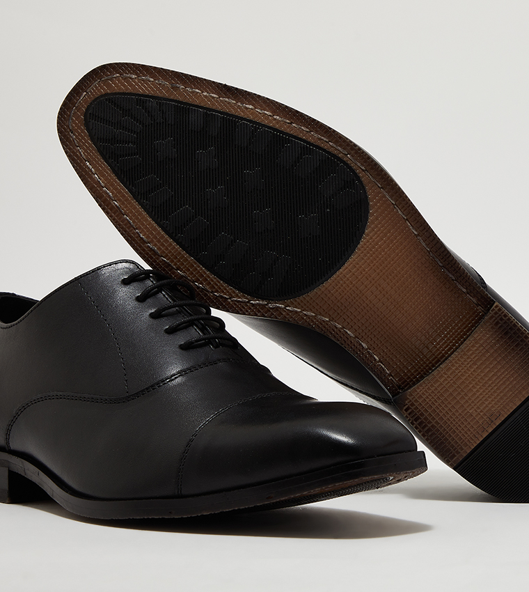 Buy Hush Puppies LASKA Formal Lace Up Oxford Shoes In Black | 6thStreet UAE