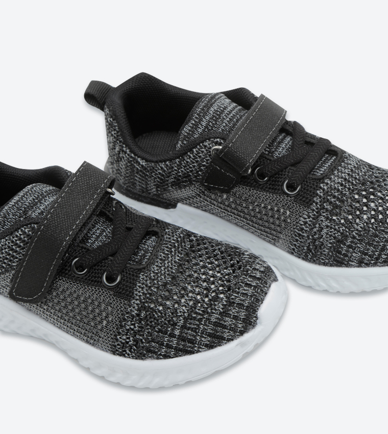 Buy ZAHA @ CCC Leather Sports Shoes For Unisex Kids Black In Black ...