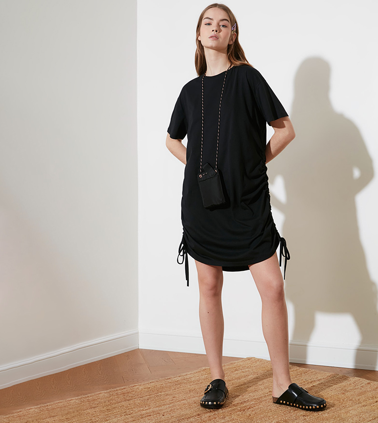 Buy Trendyol Pull Up Mini Dress In Black | 6thStreet Qatar