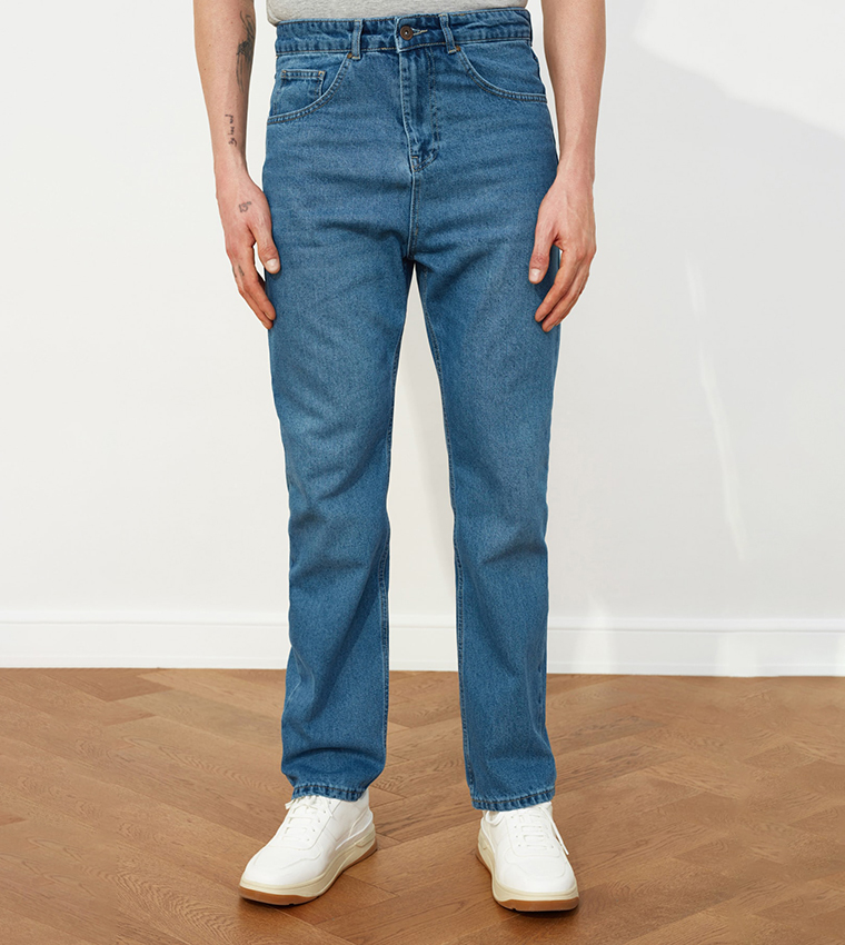 Buy Trendyol Tinted Straight Fit Jeans In Blue | 6thstreet Qatar