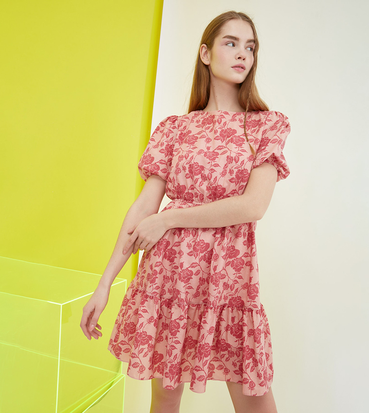 Buy Trendyol Balloon Sleeve Dress In Pink | 6thStreet Bahrain
