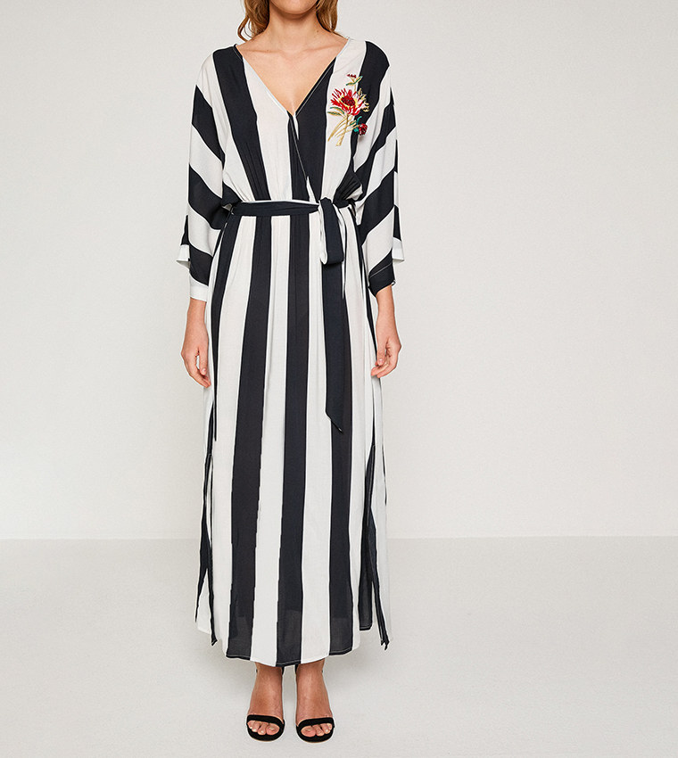 Buy Koton Color Block Kimono Beach Wear In Black | 6thStreet Saudi Arabia