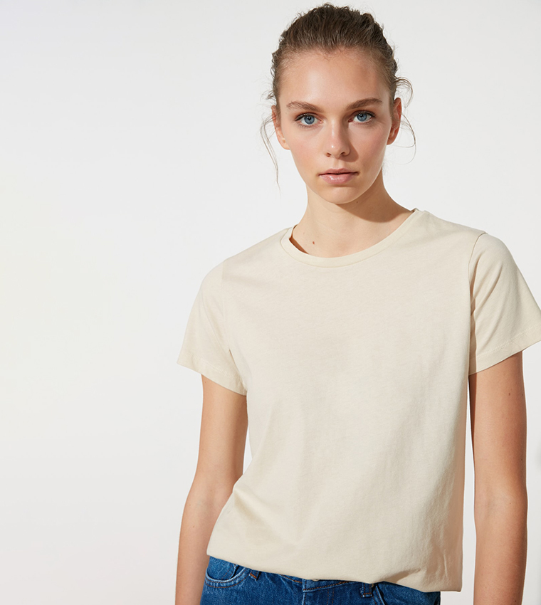 Buy Trendyol Pack Of 2 Basic Knitted T Shirts In Blue | 6thStreet UAE