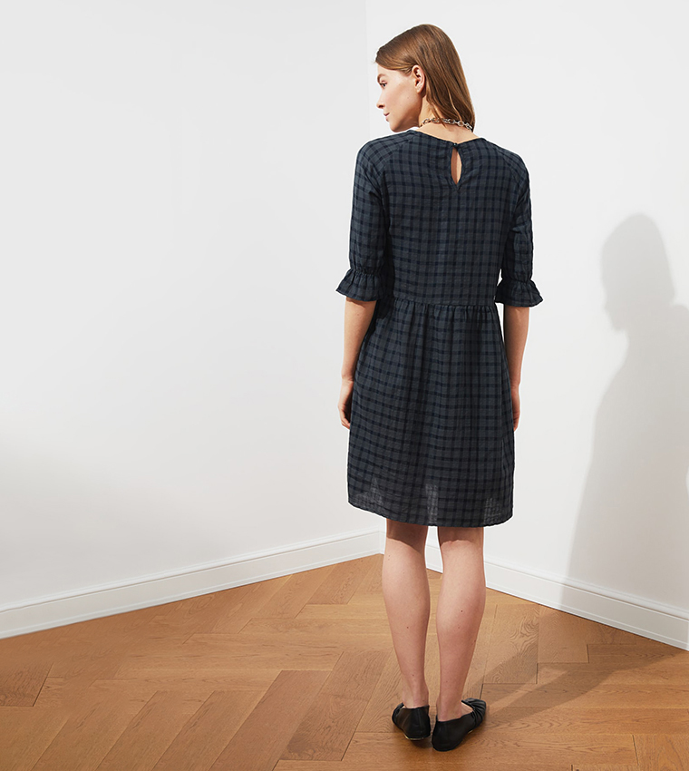Buy Trendyol Plaid Check Dress In Grey | 6thStreet Qatar