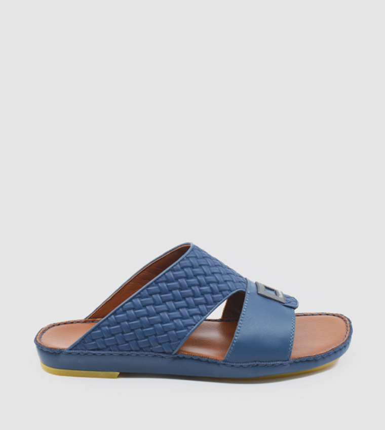 Buy Tamima Traditional Sandals In Brown | 6thStreet Kuwait