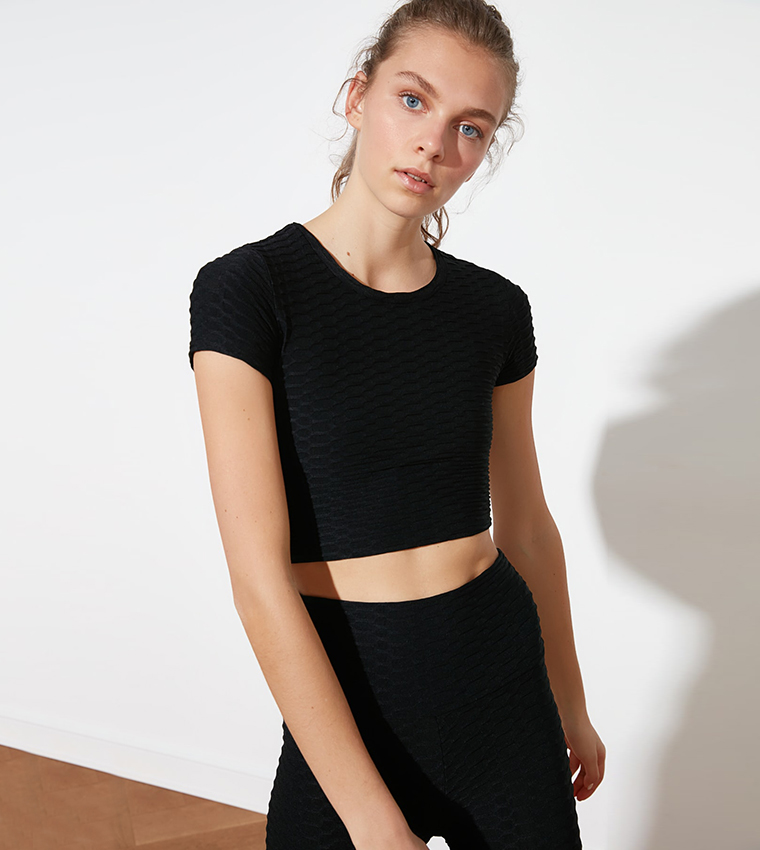 Buy Trendyol Textured Crop Top In Black | 6thStreet UAE