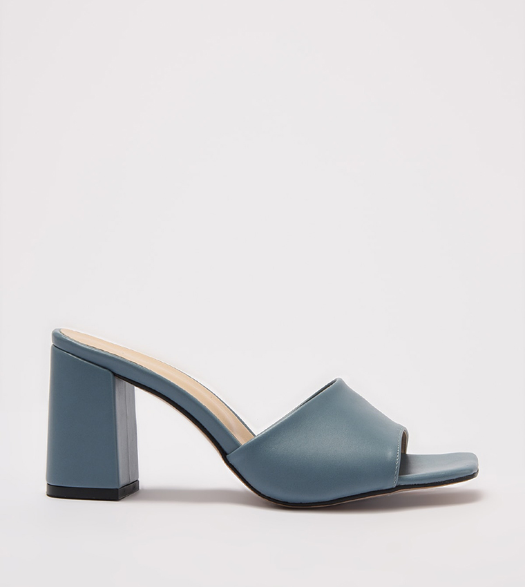 Buy Trendyol Classic Block Heels In Blue | 6thStreet Qatar