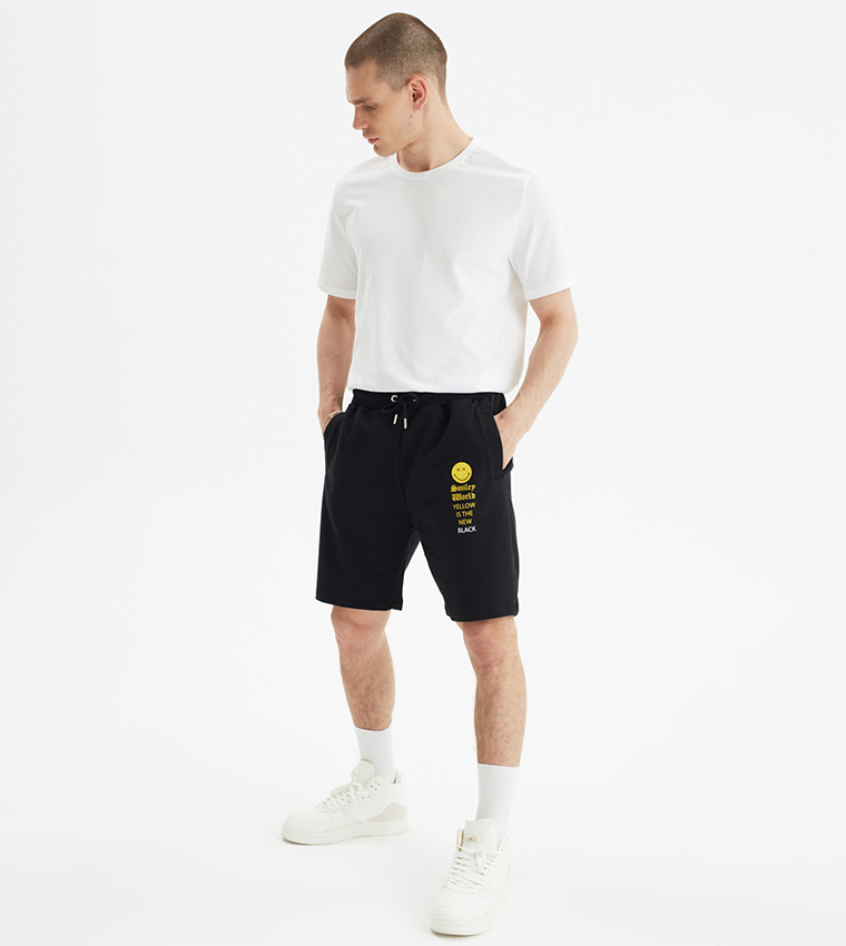 Buy Trendyol Regular Fit Licensed Smiley World Shorts & Bermuda In ...