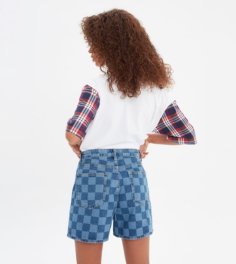 Buy Trendyol Checkered Denim Shorts In Blue | 6thStreet Kuwait