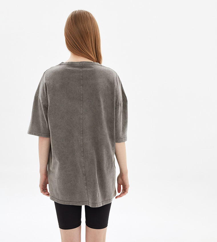 Buy Trendyol Oversize Wash Effect T Shirt In Grey | 6thStreet UAE