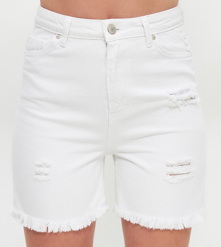 Buy Trendyol Ripped Denim Shorts In White | 6thStreet Qatar