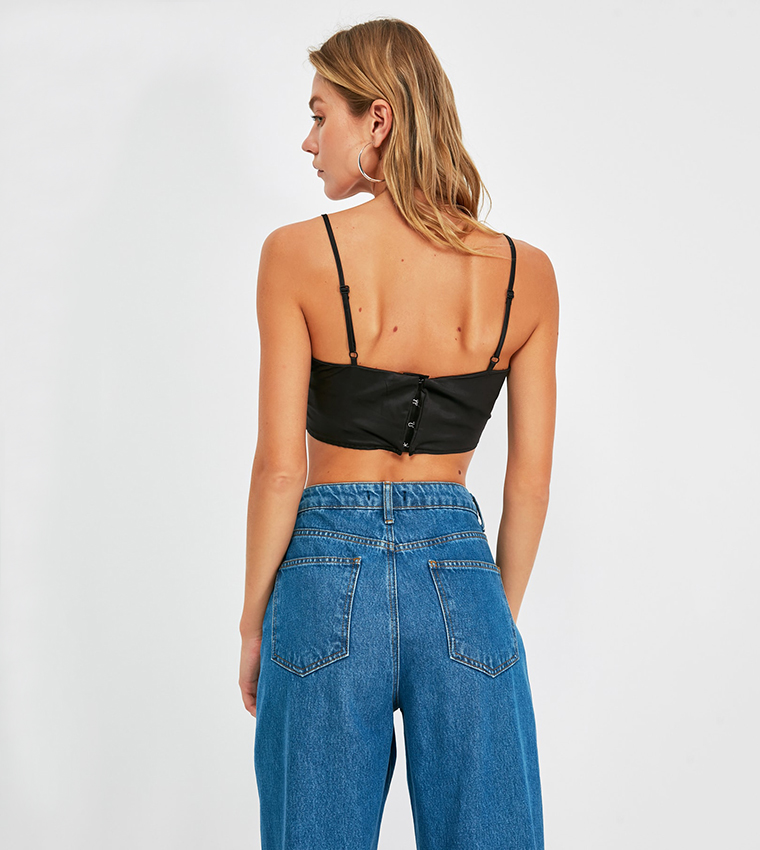 Buy Trendyol Body Fit Crop Top In Black | 6thStreet UAE