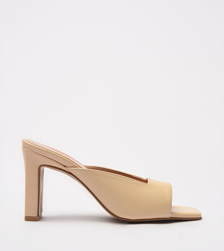 Buy Trendyol Classic Italian Heels In Beige | 6thStreet Qatar