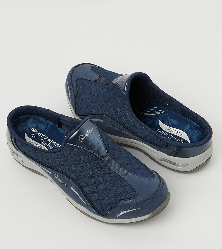 Buy Skechers ARCH FIT Commute Clogs In Navy | 6thstreet Saudi Arabia