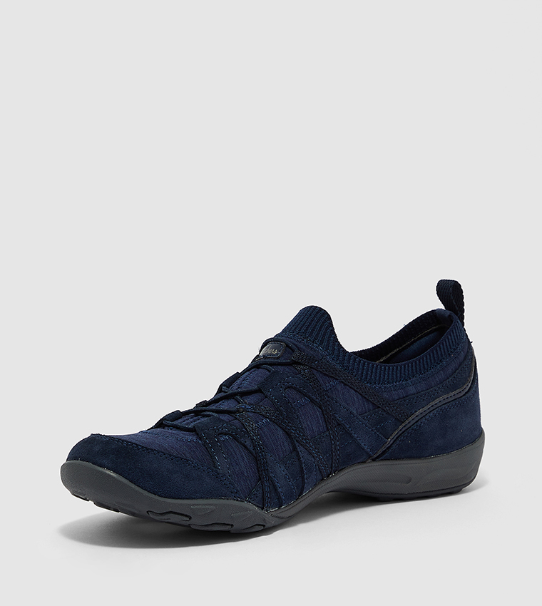 Buy Skechers Arch Fit Comfy Walking Shoe In Blue | 6thStreet Qatar