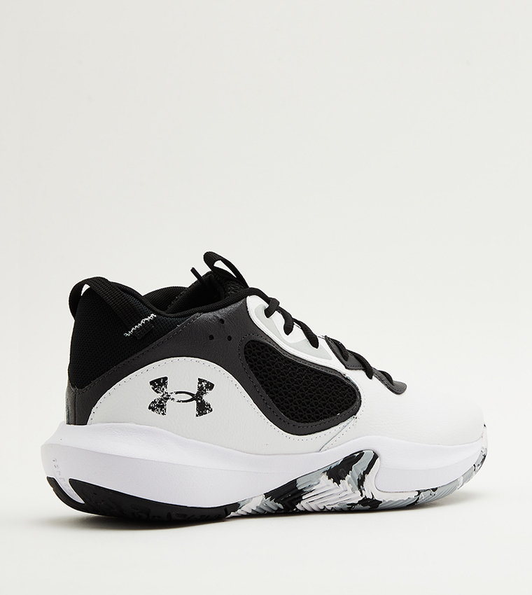 Buy Under Armour Lockdown 6 Basketball Shoes In White | 6thStreet Oman