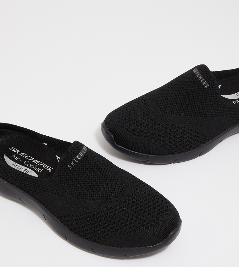 Buy Skechers ARCH FIT REFINE Solid Clogs In Black | 6thStreet UAE