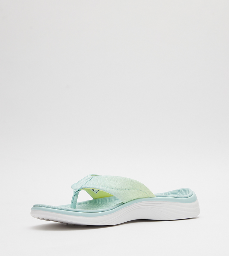 Buy Skechers ARCH FIT RADIANCE Flip Flops In Mint | 6thStreet Bahrain