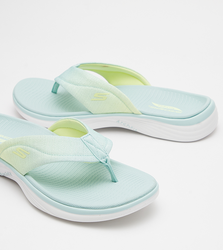 Buy Skechers ARCH FIT RADIANCE Flip Flops In Mint | 6thStreet Bahrain