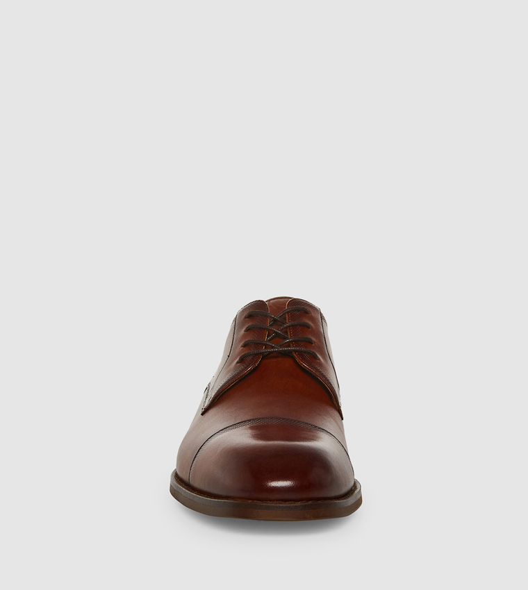 Buy Steve Madden ETHAN Almond Toe Derby Shoes In Brown | 6thStreet ...