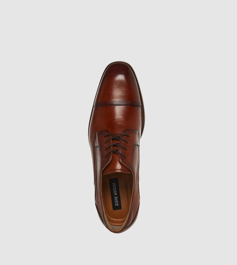 Buy Steve Madden ETHAN Almond Toe Derby Shoes In Brown | 6thStreet ...