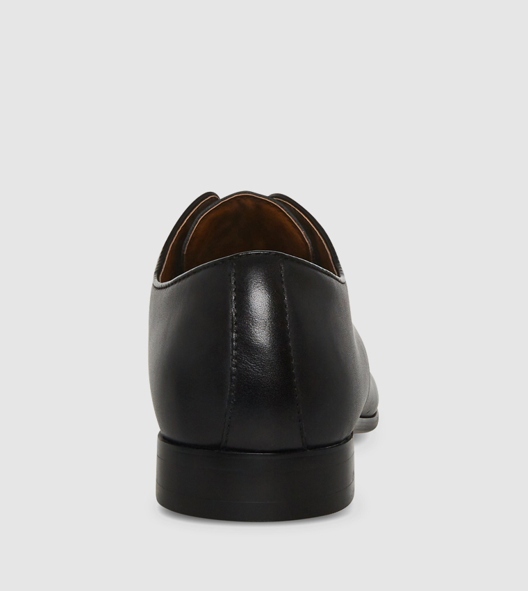 Buy Steve Madden RALEIGH Almond Toe Derby Shoes In Black | 6thStreet UAE