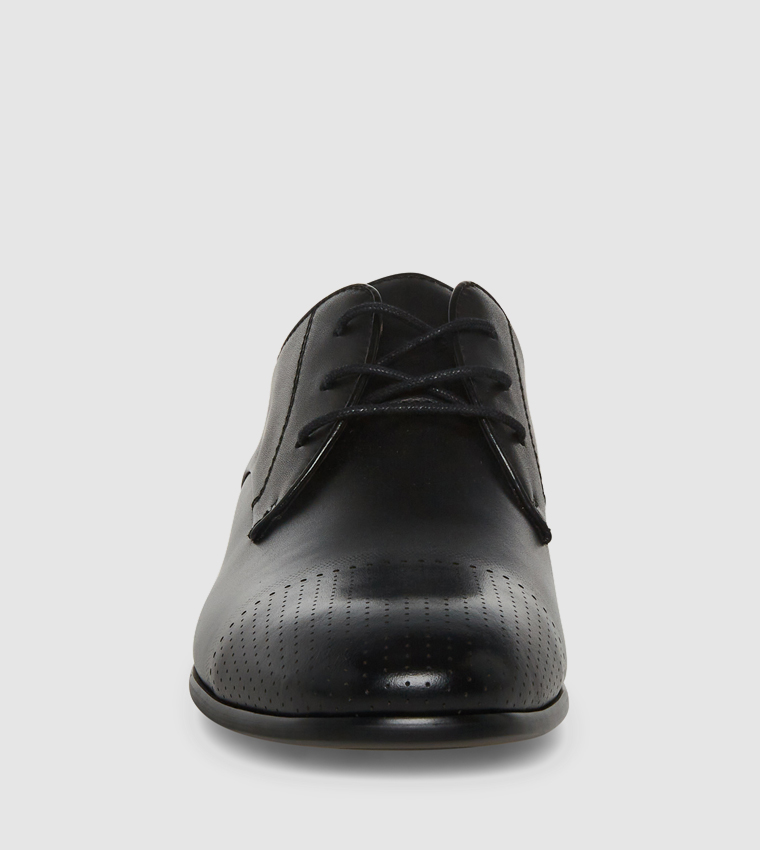 Buy Steve Madden RALEIGH Almond Toe Derby Shoes In Black | 6thStreet UAE