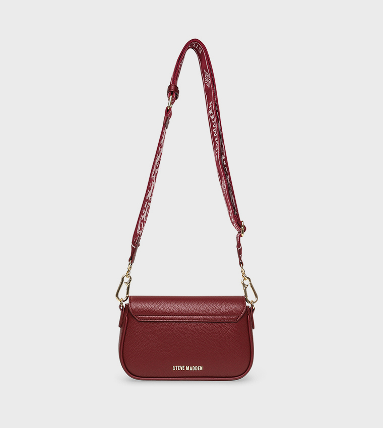 Buy Steve Madden BMAE Logo Detail Crossbody Bag In Burgundy | 6thStreet UAE