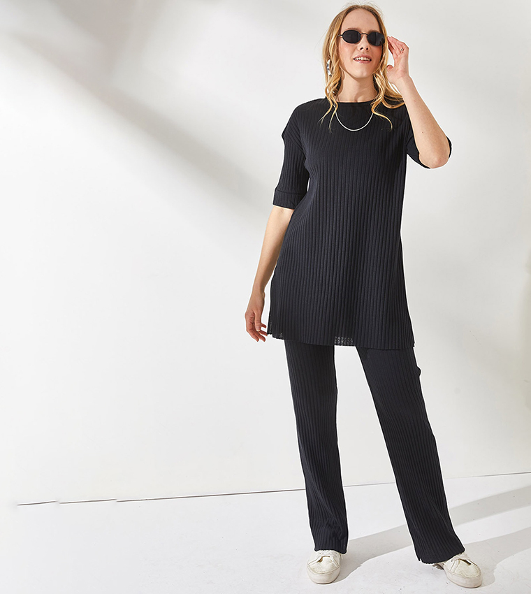 Buy Olalook Ribbed Tunic And Bottom Set In Black | 6thStreet UAE