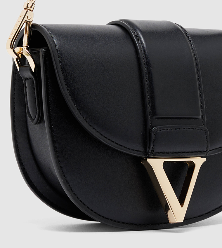 Buy VINCCI Snap Closure Shoulder Bag In Black | 6thStreet UAE