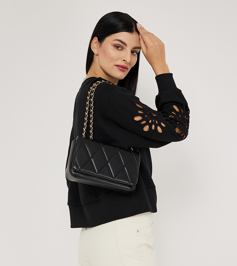 Buy VINCCI Quilted Convertible Shoulder Bag In Black | 6thStreet UAE
