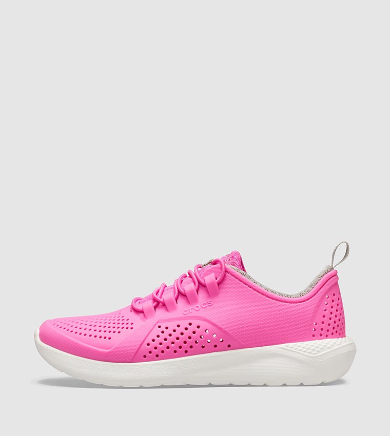 Buy Crocs Low Top Lite Ride Sneakers In Pink | 6thStreet Qatar