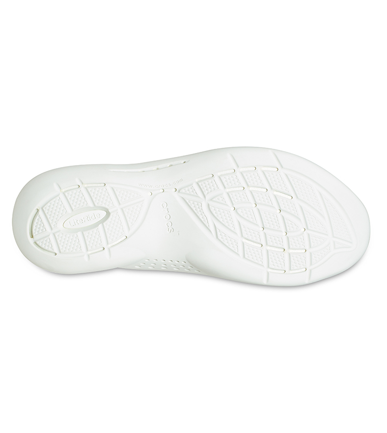 Buy Crocs LiteRide 360 Pacer Sneakers In White | 6thStreet Qatar