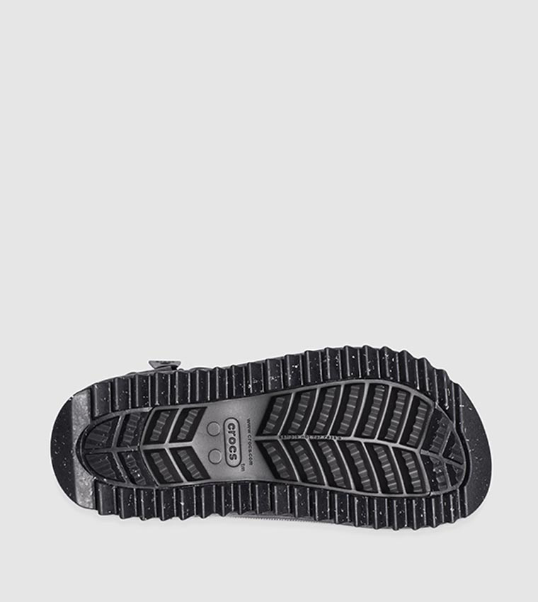 Buy Crocs Classic Neo Puff Luxe Boot In Black | 6thStreet UAE